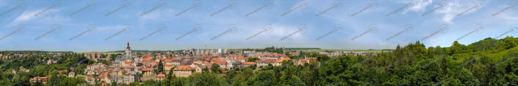 Kleinstadt im Osten – Modellbahn Hintergrund -Erweiterbar